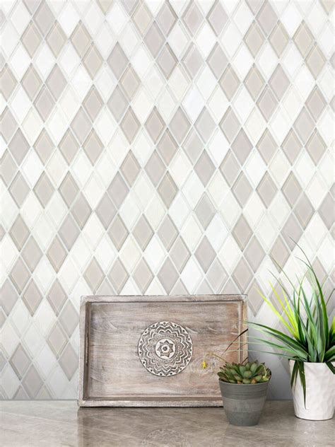 25 Cream Kitchen Backsplash Soft And Warm Backsplashes