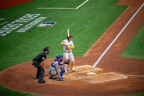 ‘쿠팡플레이와 함께하는 Mlb 월드투어 서울 시리즈 2024 개막전 스케치 쿠팡 뉴스룸