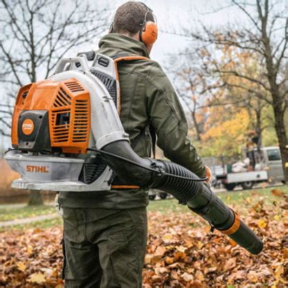 Stihl Br Backpack Blower Garden Equipment Review