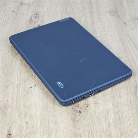 Laptop Second Hand Lenovo W Gen Procesor N Memorie Ram Gb Ssd Gb Ufs Windows