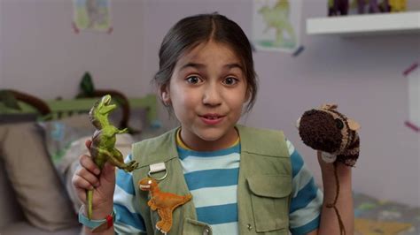 Meet The Cast Of Dino Dana