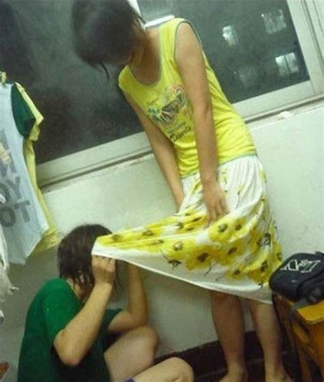 走进混乱不堪的女生宿舍 大尺度不输寝室性爱门5802848 教育图片库 大视野 搜狐