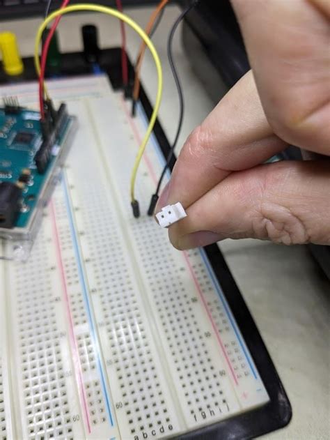 help identifying a connector r askelectronics