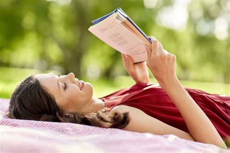 ¡estos Son Los 12 Libros De Poesía Más Vendidos