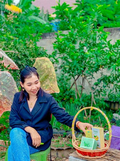 ម្ចាស់សិប្បកម្ម Golden Egg ...