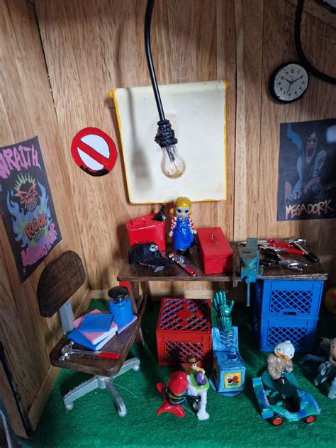 Disney Fan Recreates Miniature Versions Of Andy And Sids Rooms From Toy Story Indy100