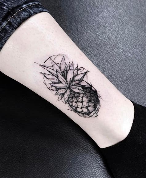 37 Fresh Pineapple Tattoo Designs For Tropical Vibes Page 3 Of 3