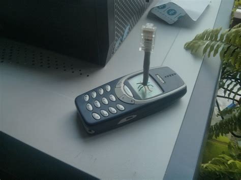 Rare Picture Of A Virus Attacking A Cell Riiiiiiitttttttttttt