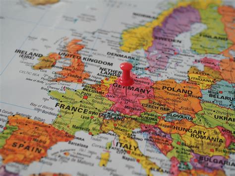 고통스러운 허리 통증의 9가지 원인은 무엇입니까 베이지나