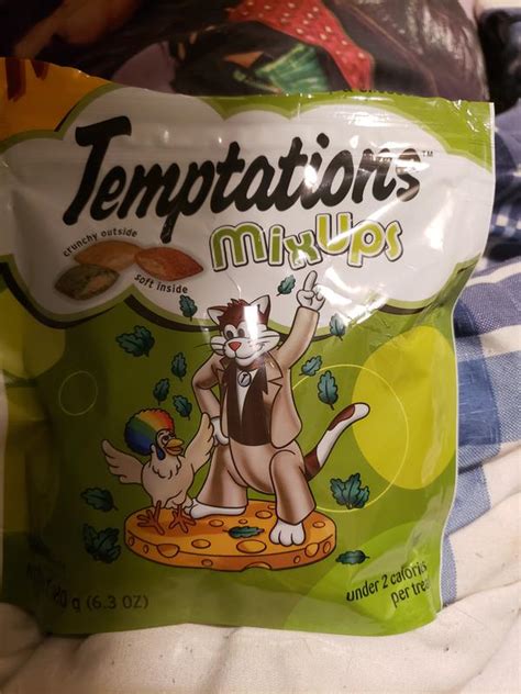 Temptations MixUps Catnip Fever Chicken Cheese Cat Treats Oz