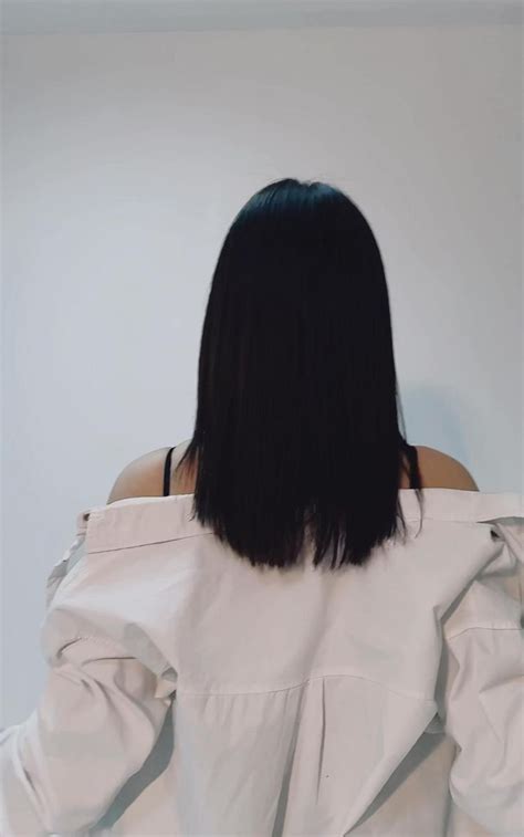 Reels в белой рубашке Рубашка