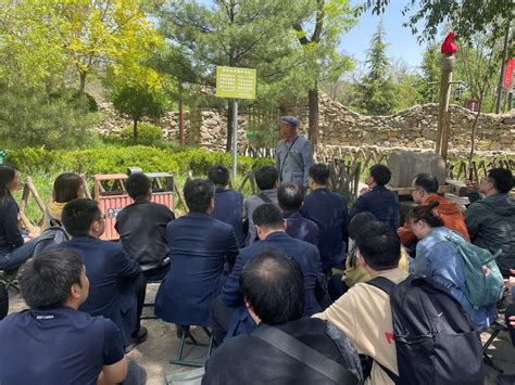 材料学院金属材料师生融合党支部与中国航空制造技术研究院高能束流重点实验室党总支共赴照金革命根据地开展党日活动 材料学院