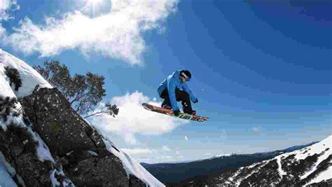 호주 빅토리아 마운트 불러 스키장 1일 여행 [중국어 운전 기사 포함 팁 스노우 빌리지 피크 플라자 직행 버스 일일 출발 초보자 코스 옵션]