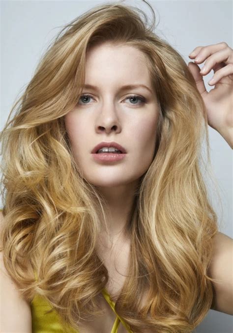 ვარსკვლავების სტილისტმა დაასახელა ტრანსფორმერი ვარცხნილობა რომლის წყალობით თმა 5 დღე შეგიძლიათ