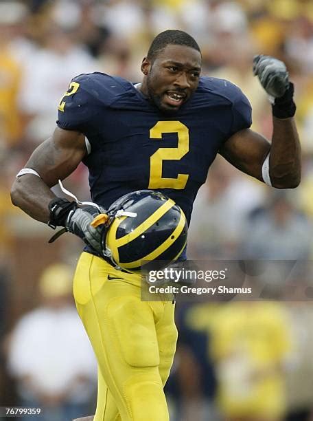 Shawn Crable Photos And Premium High Res Pictures Getty Images