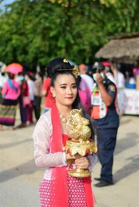 ကောန်ဂကူမန် Mon People Traditional Dresses Burma Dress People