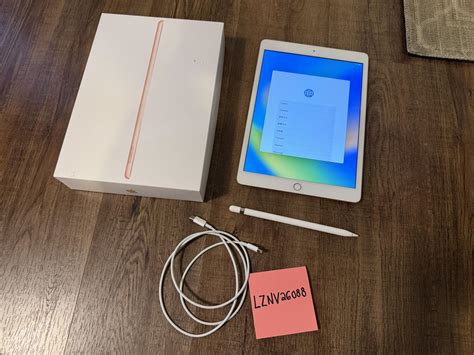 Apple Ipad 8th Gen Wi Fi 32gb Gold A2270 Lznv26088 Swappa