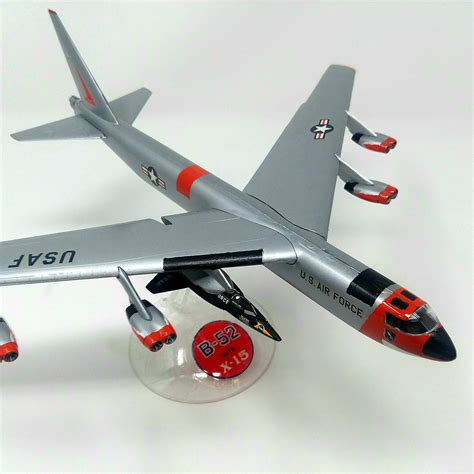 B 52 Model Kits