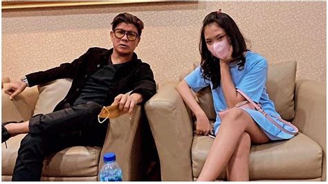 Jarang Terekspos Ini 6 Potret Kebersamaan Andika Mahesa Dan Putri Sulungnya