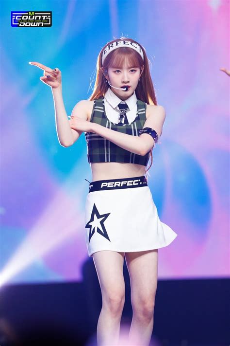 230223 Stayc Sieun Teddy Bear At M Countdown Kpopping