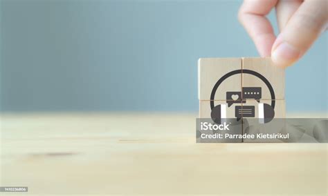 소셜 청취 소셜 네트워크 모니터링 소셜 미디어 측정 개념 기업이 브랜드 인지도를 측정하고 제품 및 서비스를 개선하는 데 사용할 수 있는 귀중한 소비자 데이터를 제공합니다