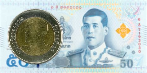 10 새로운 태국 바트 동전 50 새로운 태국 바트 은행권에 대 한 0명에 대한 스톡 사진 및 기타 이미지 0명 Stock Market Crash 개념 Istock