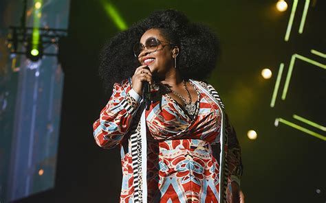 Oh She A Freak Freak Jill Scott Rocks The Mic During Performance Video