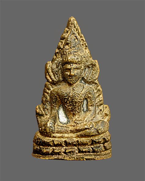 พระพุทธชินราช วัดสุทัศน์ รุ่นอินโดจีน พิมพ์ต้อบัวเล็บช้าง ปี 2485 ไม่มี