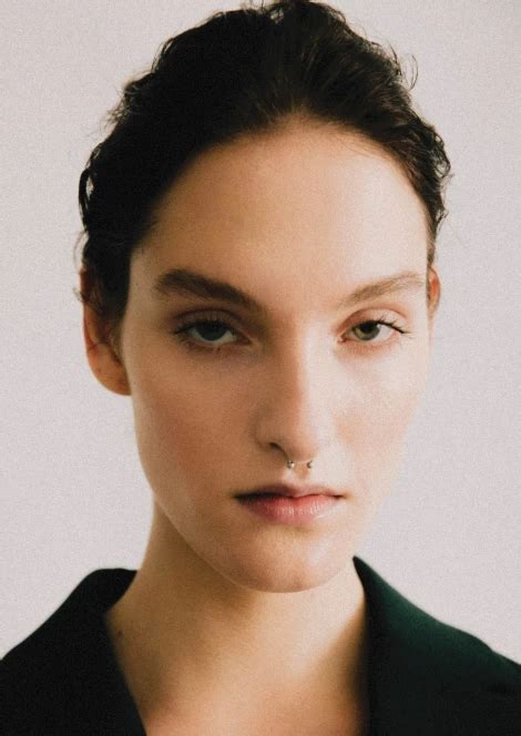 Petra V Fashion Model Management Srl