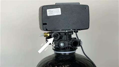 How To Access The Drain Line Flow Control Dlfc On A Fleck 5600 Control Valve Youtube How To Access The Drain Line Flow Control Dlfc On A Fleck 5600 Control Valve Youtube