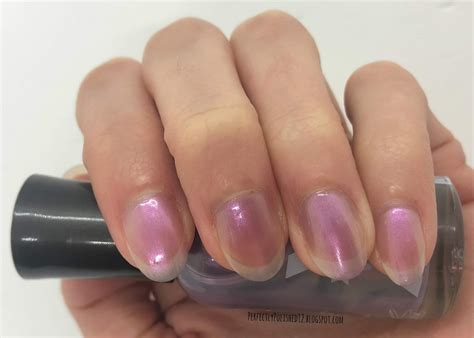 Perfectly Polished 12 Sally Hansen Xtreme Wear Iris Illusion
