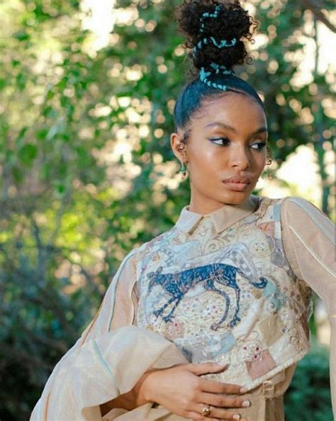 Pin By Roberta Landix On Yara Shahidi Style Icons Hair Dos Critic