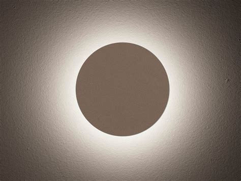 Eclipse Led Wall Light By Egoluce
