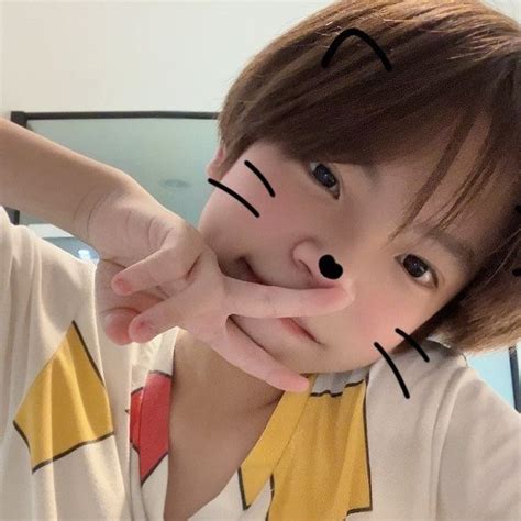 J Z X Jun Threads Say More