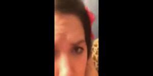 Using My Android Phone To Film Her Porn Videos