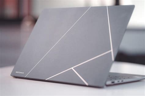 Laptop Tipis Desain Elegan Tapi Punya Banyak Risiko