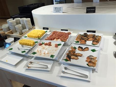 Japan Airlines Jal Sakura Lounge