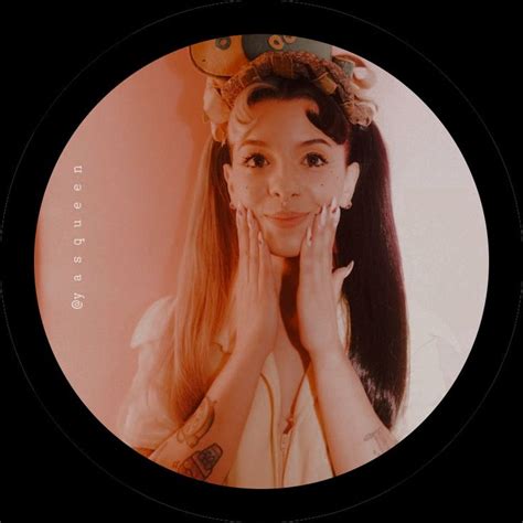 Melanie Martinez Pfp