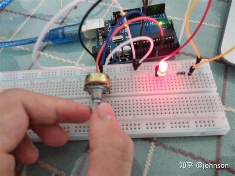Arduino 菜鸟通俗版解读系列(1)数字接口/模拟接口 知乎 Arduino 菜鸟通俗版解读系列(1)数字接口/模拟接口 知乎