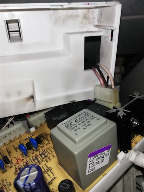 INDESIT WT100 F10 HIBAKÓDDAL | Elektrotanya