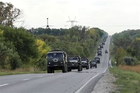 Lukraine Poursuit Son Offensive La Russie Envoie Des Renforts Vers