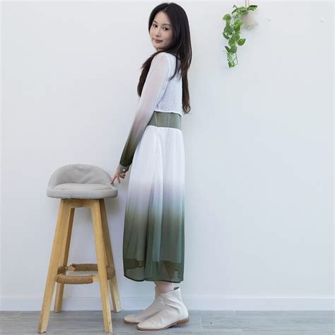 打卡必備漸變色連身裙 文青女裝