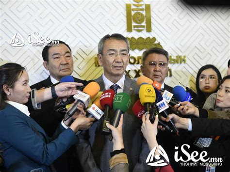 Live Т Аюурсайхан Д Бат Эрдэнэ Н Наранбаатар нарын бүрэн эрхийг түдгэлзүүлэх зүйтэй гэж