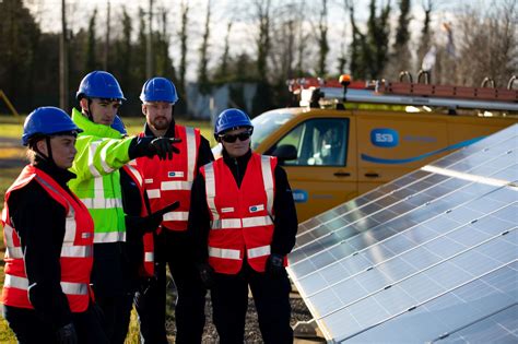 Esb Networks Announces One Giga Watt Of Solar Pv Now Energised On Irelands Electricity Network