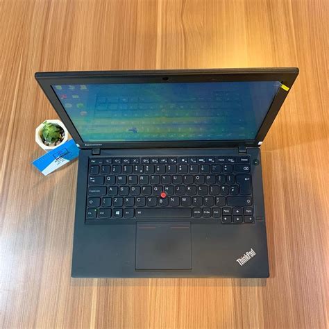 LAPTOP LENOVO THINKPAD INTEL CORE I RAM GB BEKAS SECOND