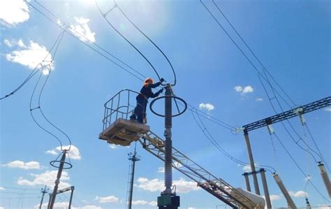 Отключать свет в Киеве будут всю зиму КГГА