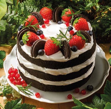 이랜드이츠 애슐리퀸즈 딸기 축제 ‘베리 스위트 러브 시작