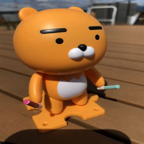 완성품 카카오프렌즈 하트 펜라이트 라이언 피규어 컴퓨존