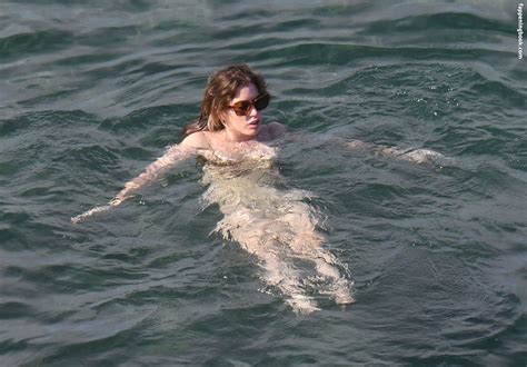 Clara McGregor Nude OnlyFans Leaks Fappening FappeningBook