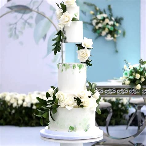 12 Creative Wedding Cake Decorating Ideas Youll Love